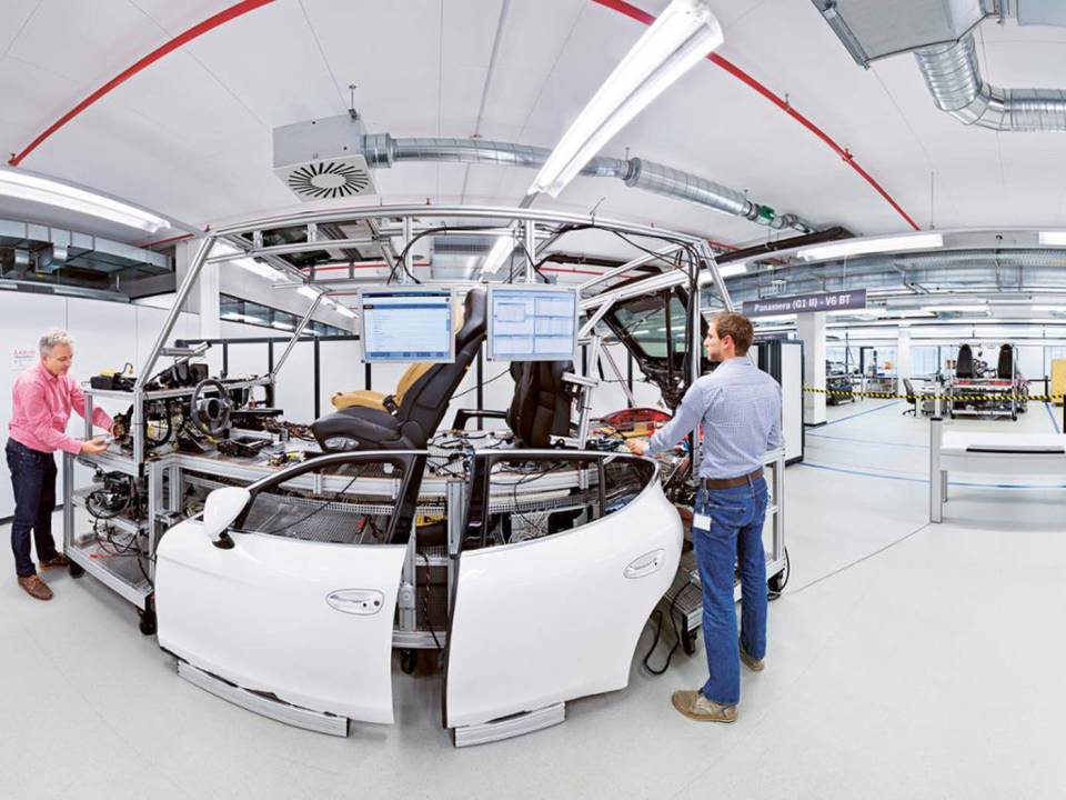 How the automobile designs are made? - QBLOG